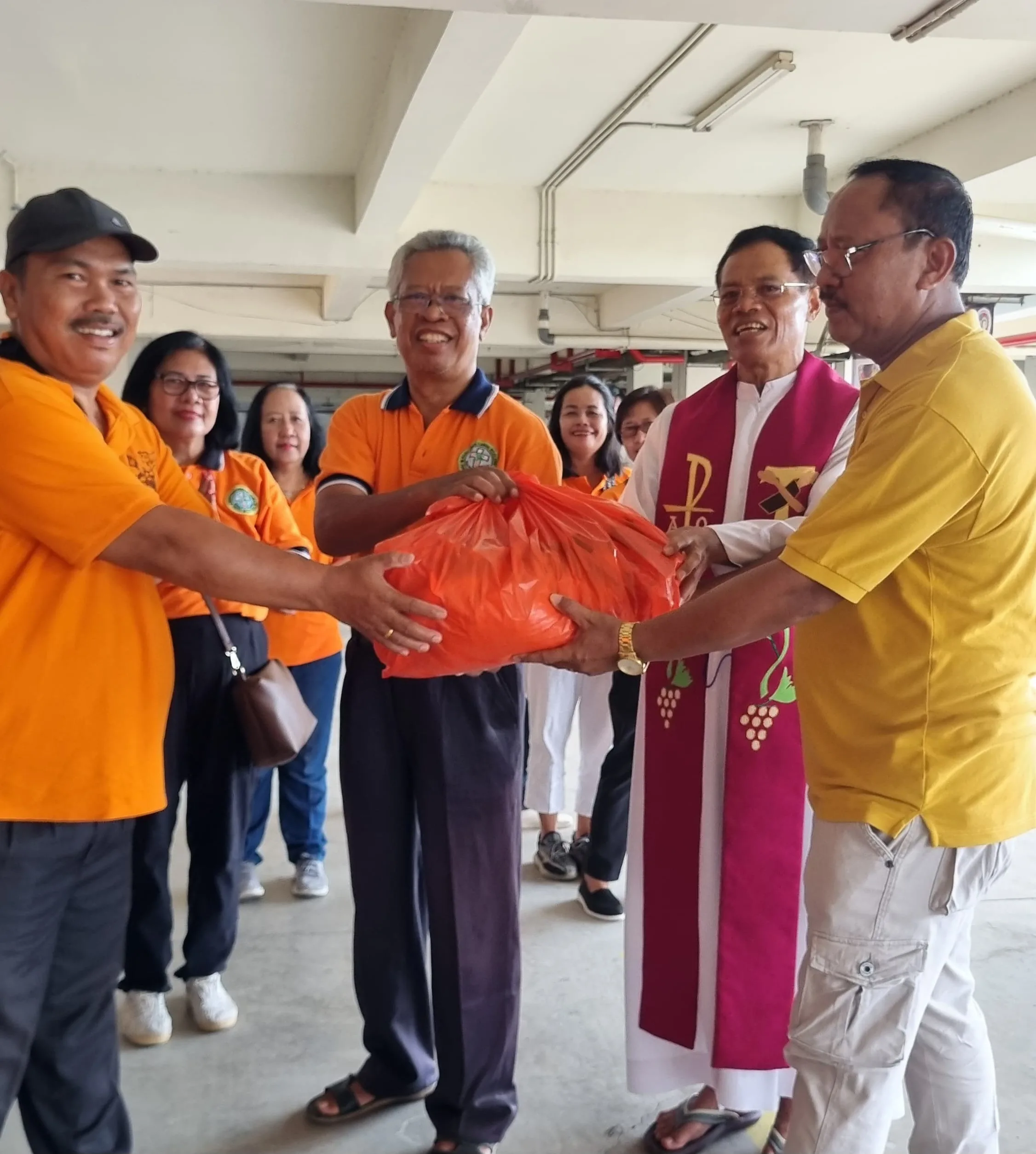 Keberpihakan Paroki Bekasi Utara Gereja St. Clara terhadap Lansia ...