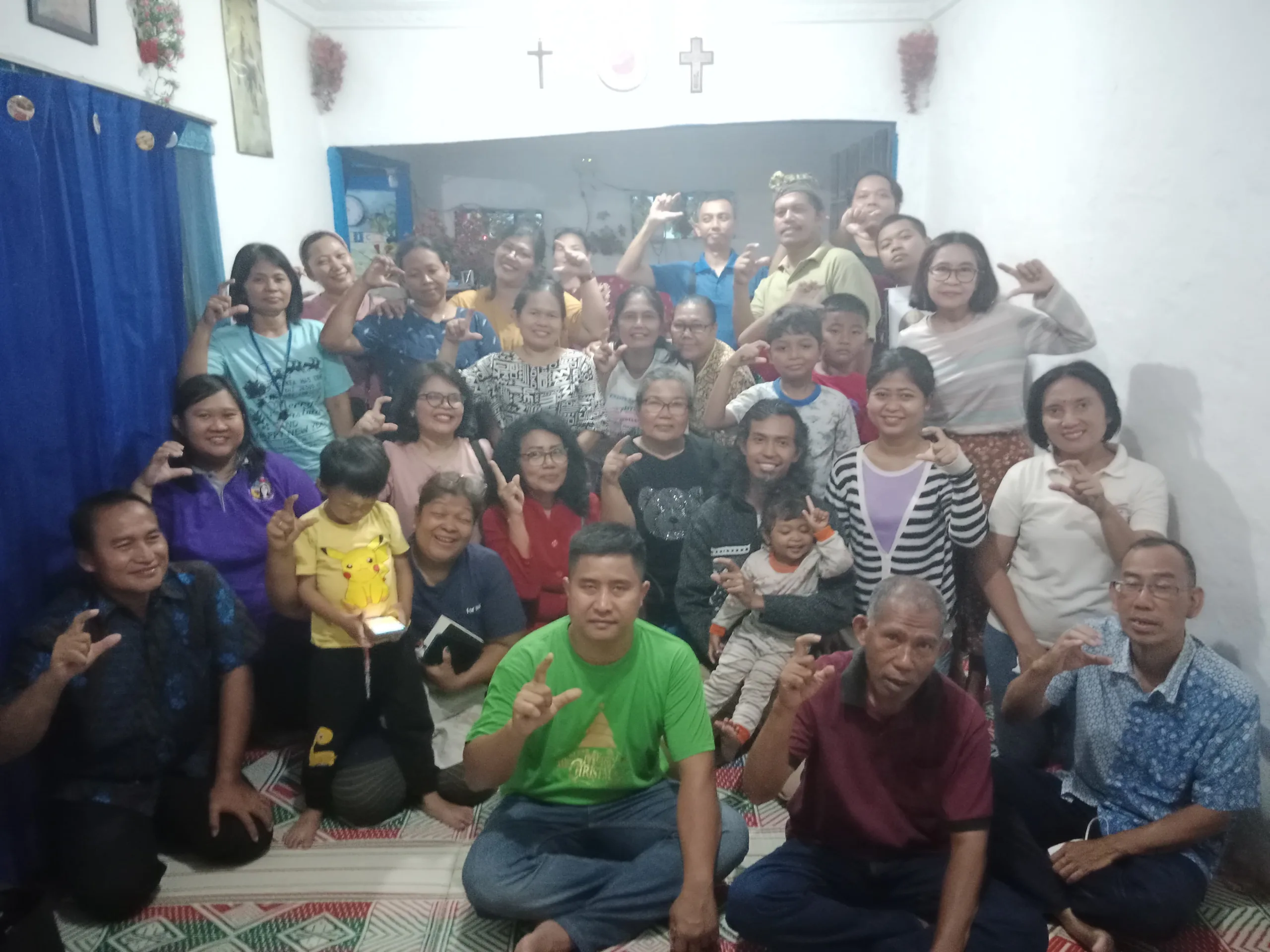 Doa Rosario Lingkungan Petrus 7: Iman yang Bertumbuh dalam Kebersamaan ...